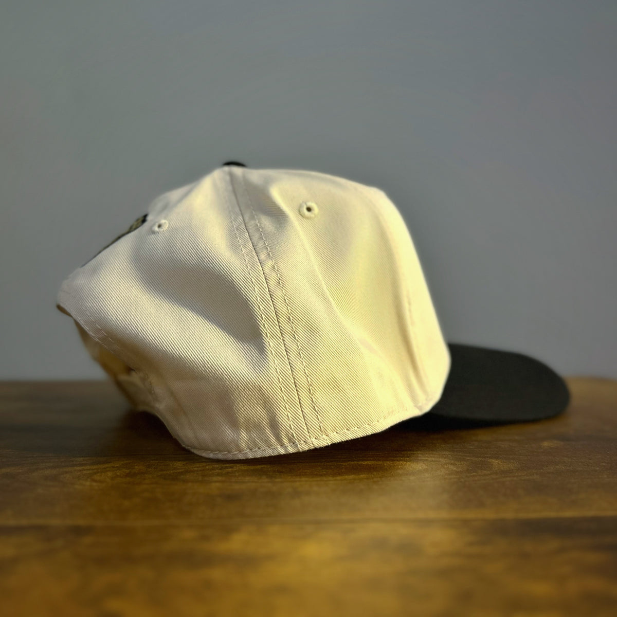 El Capitan Cap - (Off White & Black) – EternoSteelo Culture